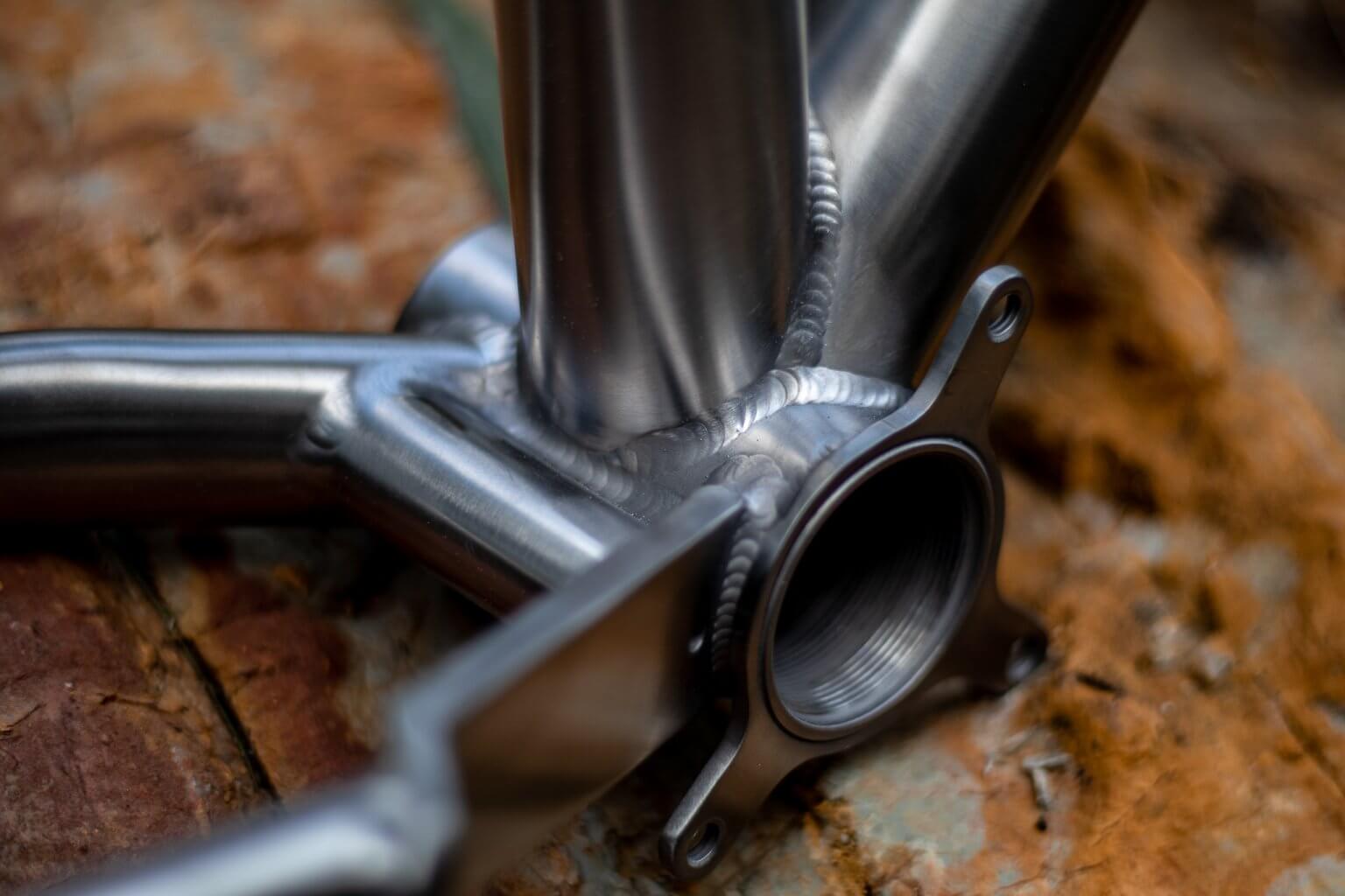 Roost Nero Ti – Aggressive MTB Frame - Roost bike